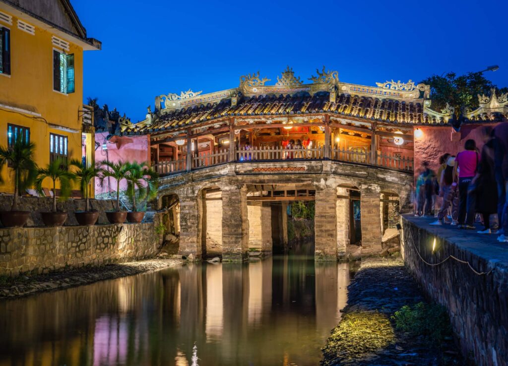 What a day trip to Hoi An from Da Nang actually looks like?